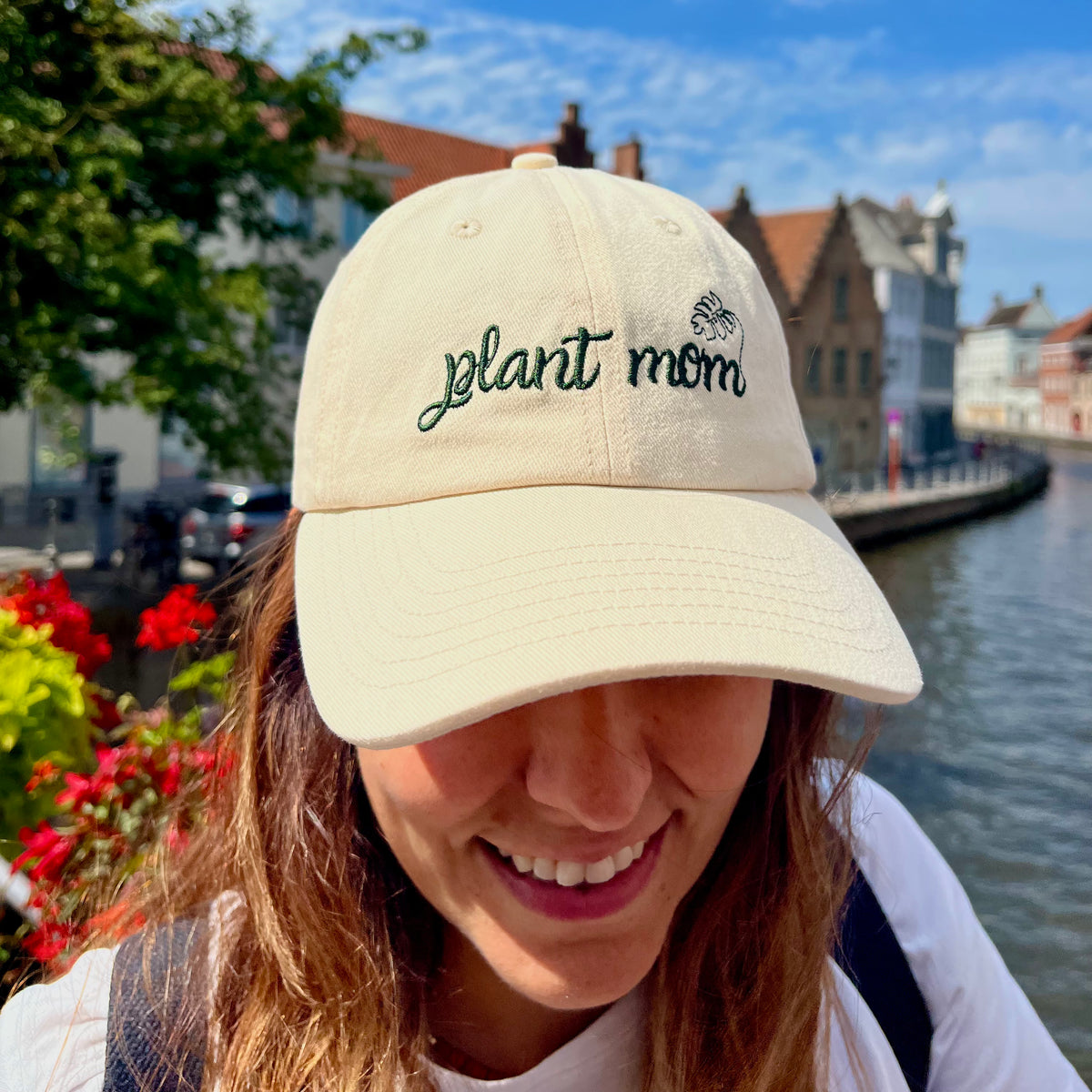 Plant Mom Hat Off-White – Plant Scouts